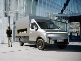 B-ON Pelkan eLCV: Electric Commercial Transport - DrivenAutos.com