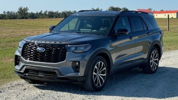 We Drove the All-New 2025 Ford Explorer - DrivenAutos.com